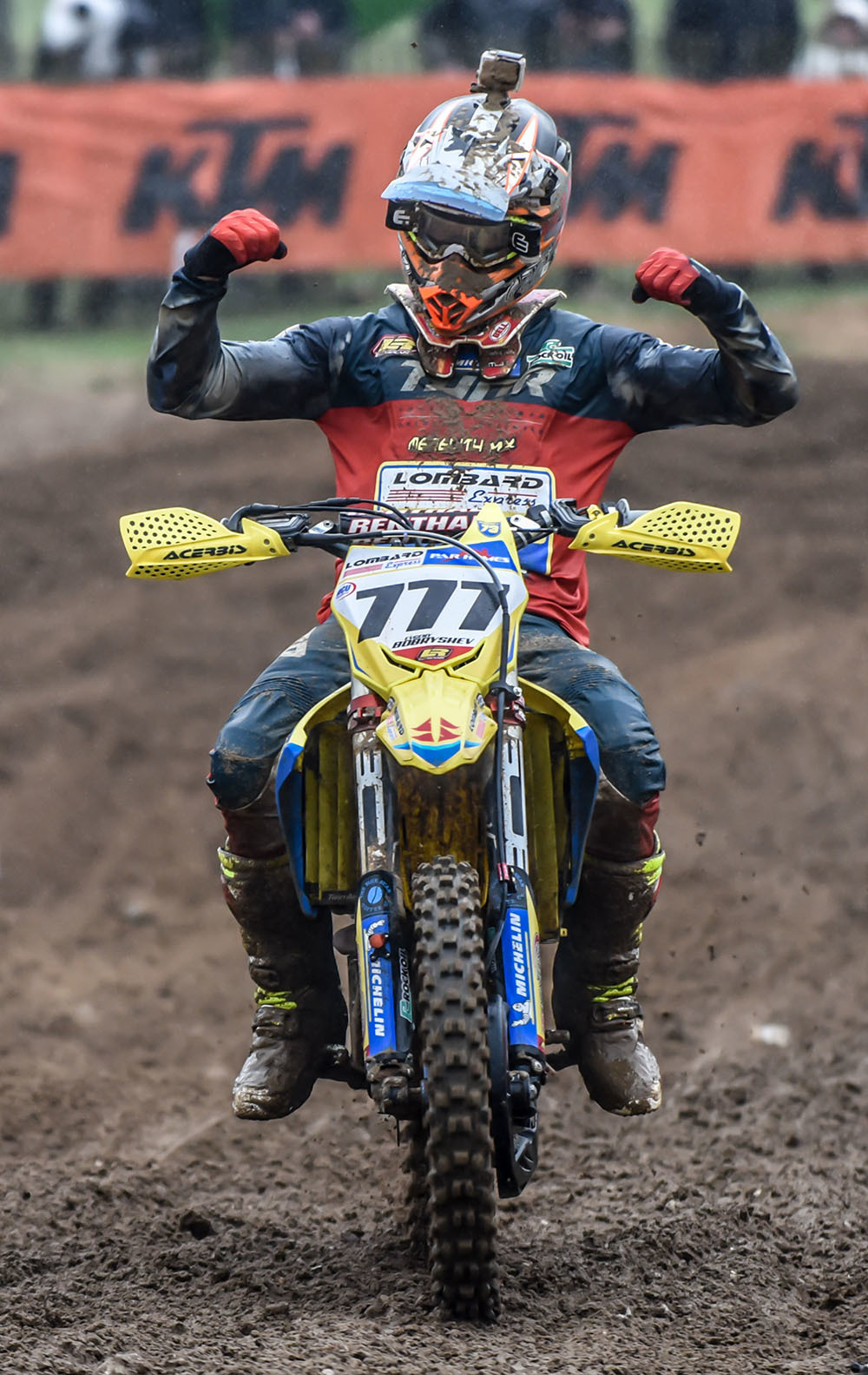 Evgeny Bobryshev é campeão inglês de motocross 2018 - MOTOMUNDO